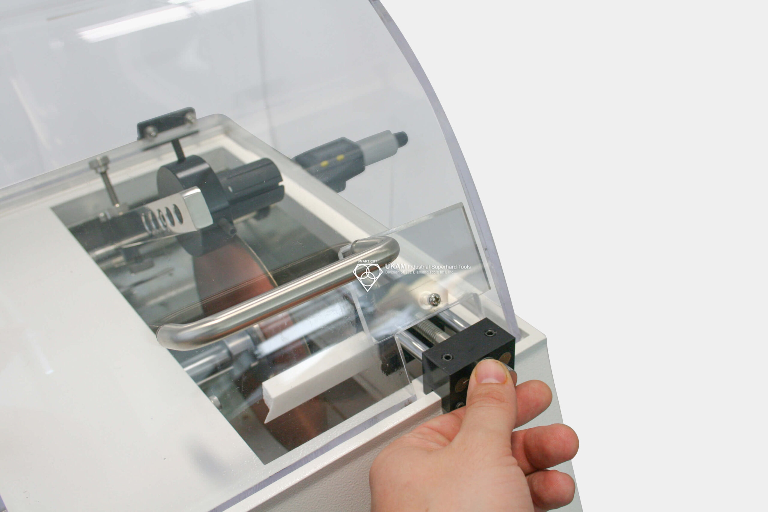 SMART CUT® 6010 - Sectioning Saw - Ukam