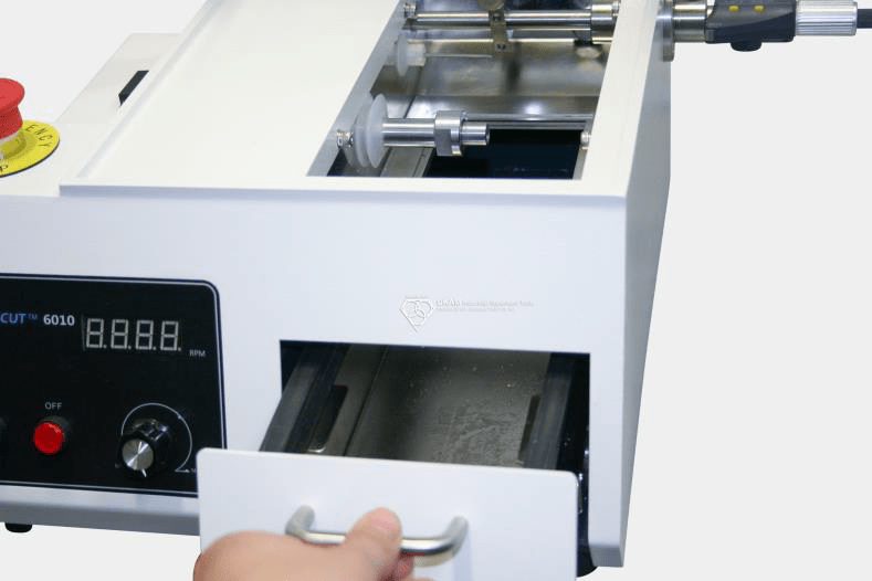 SMART CUT® 6010 - Sectioning Saw - Ukam