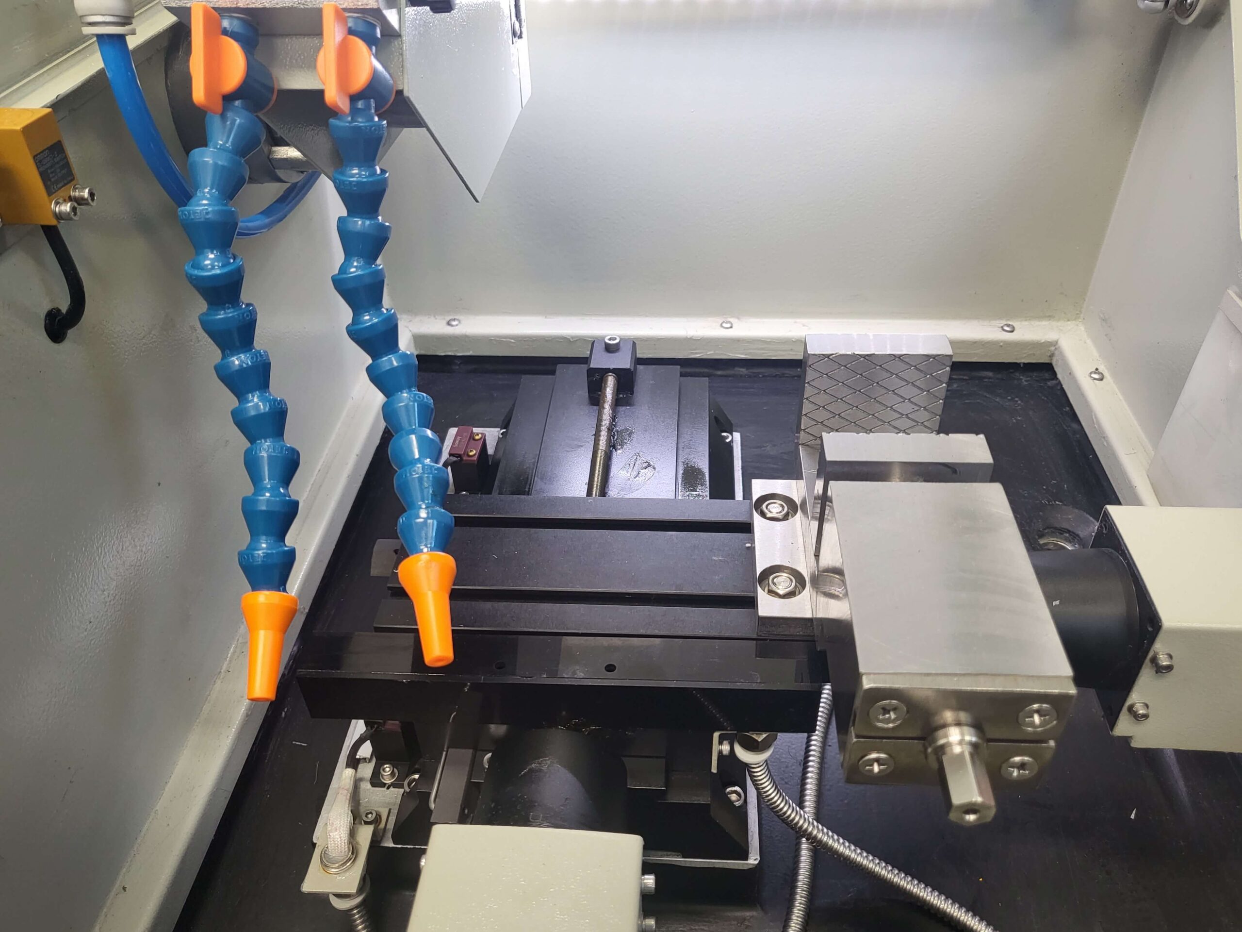 SMART CUT® 6011 - Sectioning Saw - Ukam